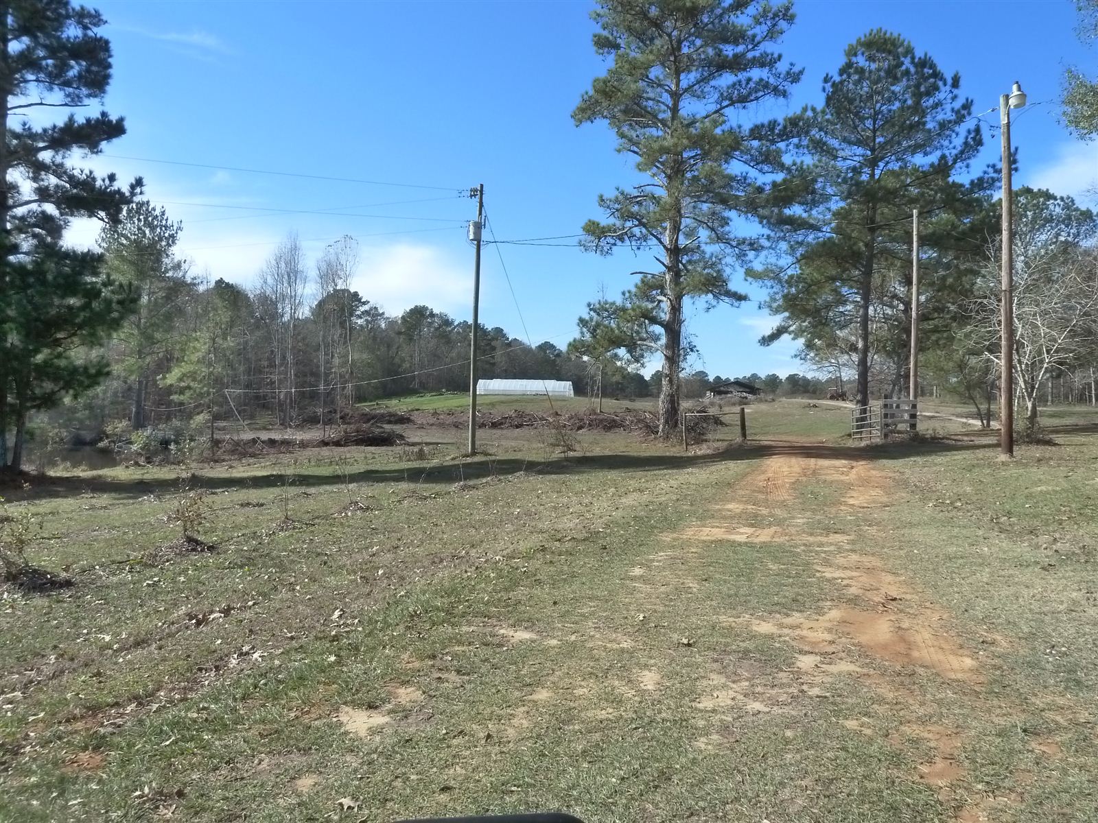 Locations Hub - Cooper Farms & Vineyard