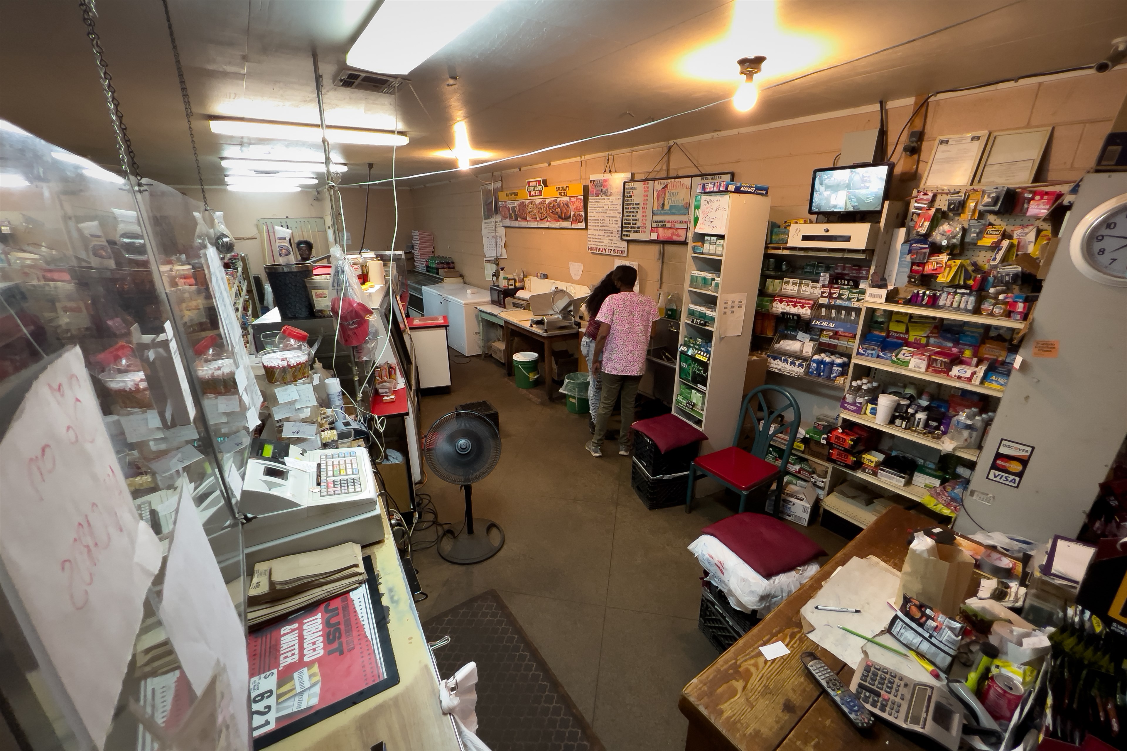 Locations Hub - Hwy 17 One Stop Gas Station