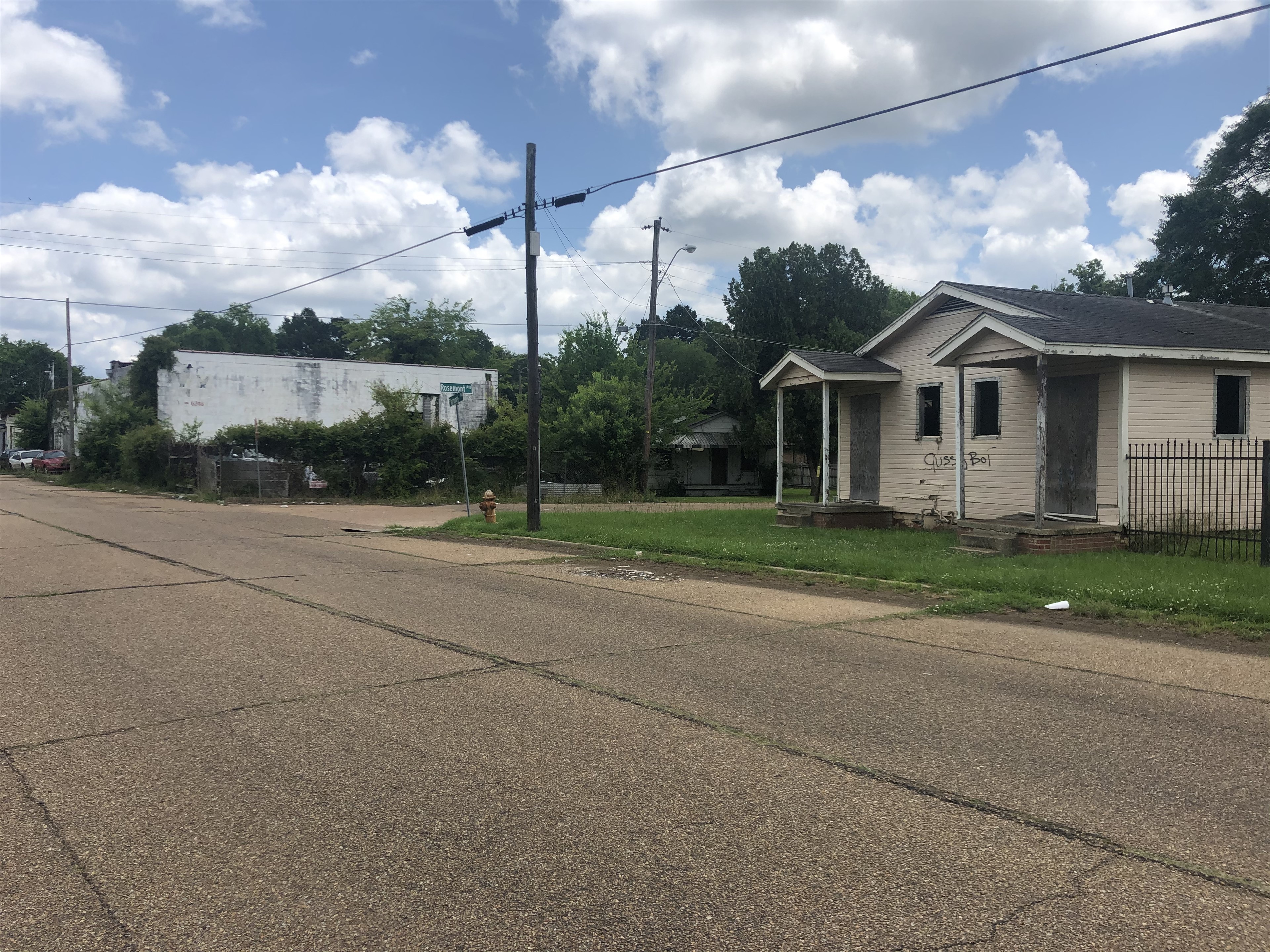 Locations Hub - Florence Ave Row Houses