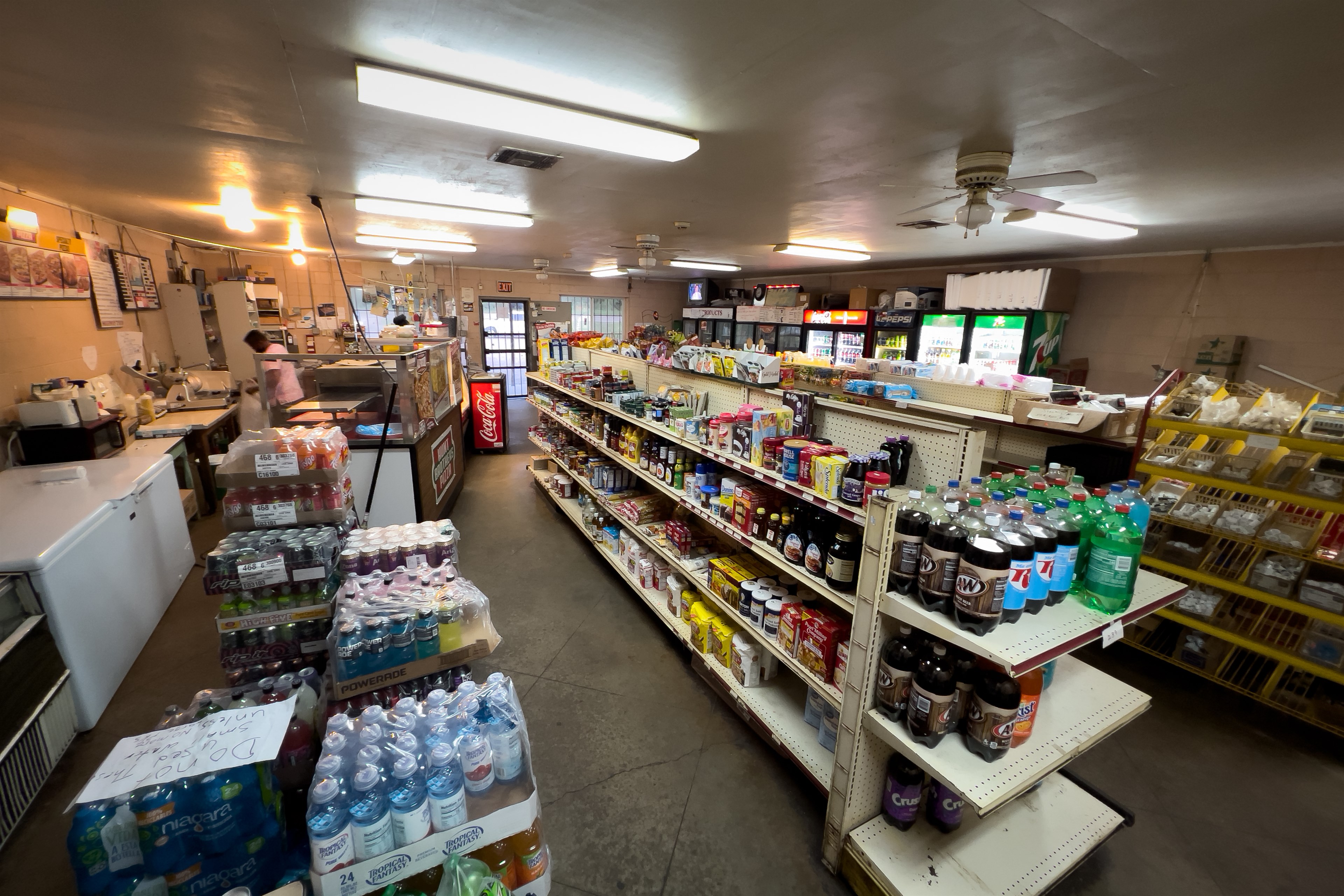 Locations Hub - Hwy 17 One Stop Gas Station