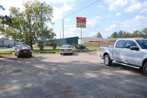 Locations Hub - Frank's Drive-In