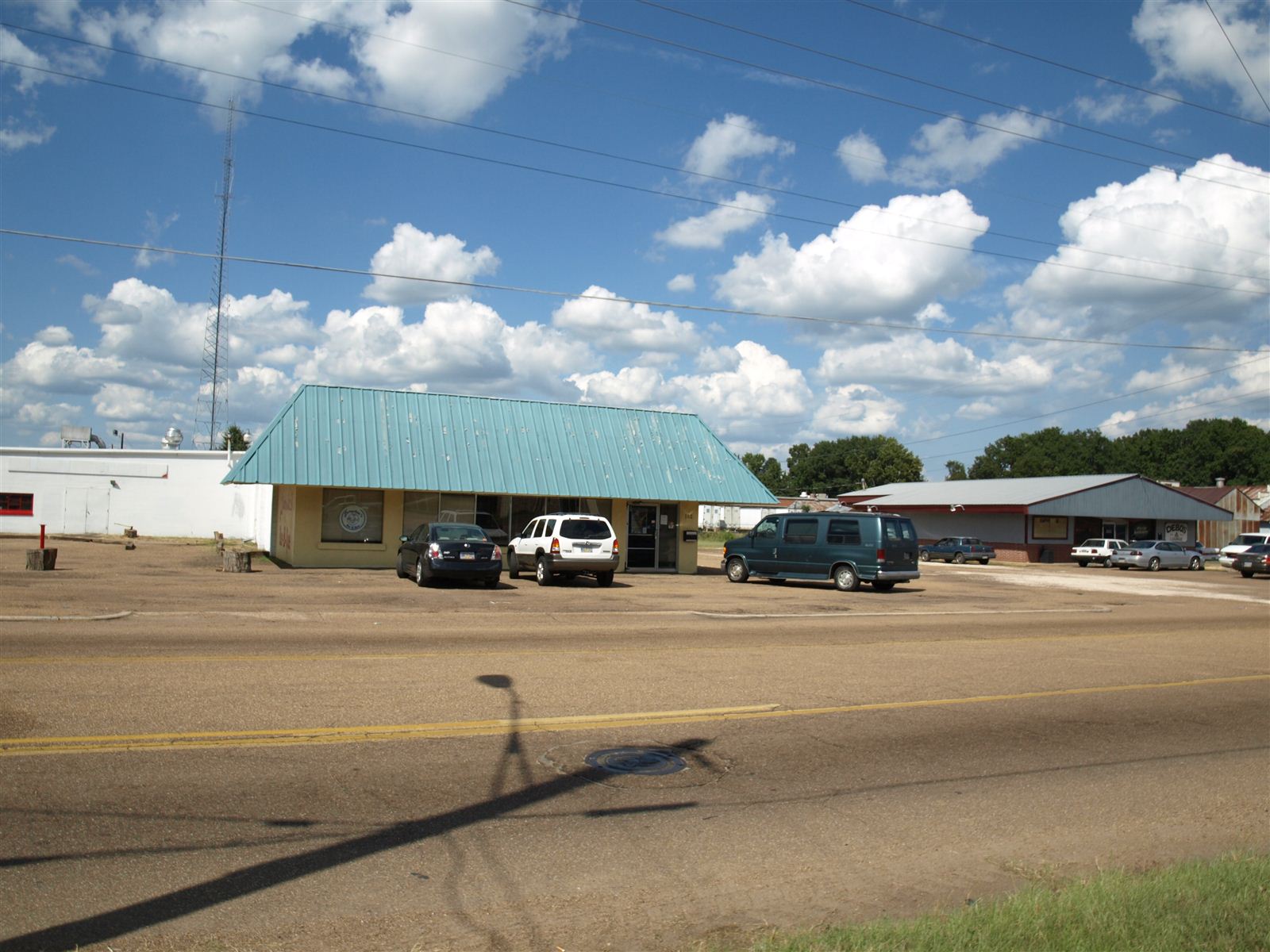 Locations Hub - Lumpkins BBQ Restaurant