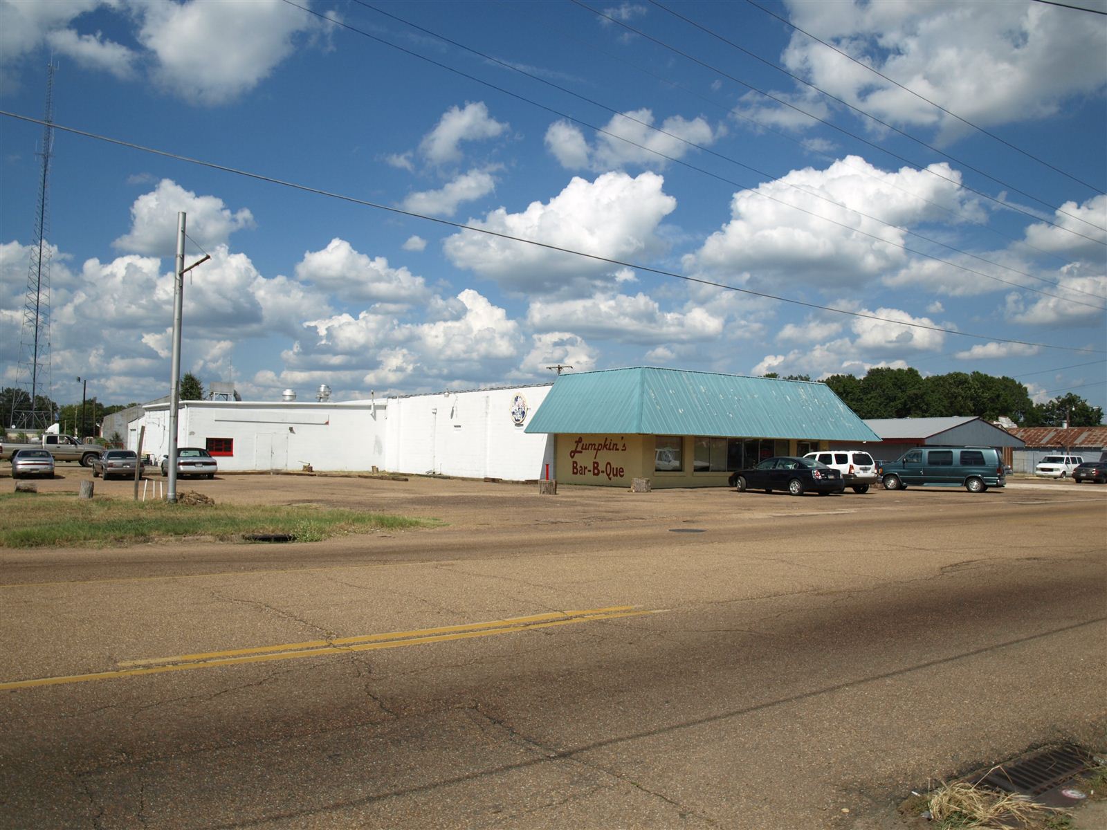 Locations Hub - Lumpkins BBQ Restaurant
